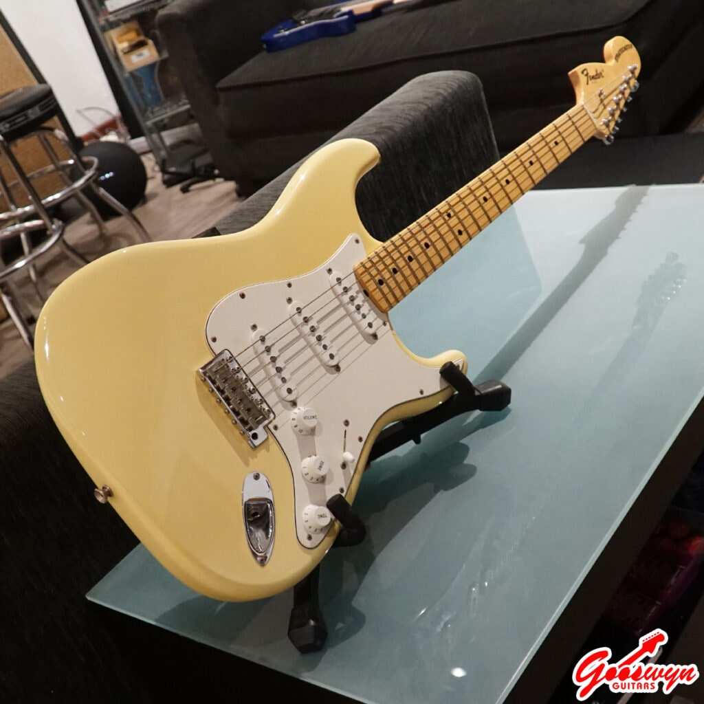 Fender Custom Shop 1969 Stratocaster Reverse Headstock – Vintage White ...