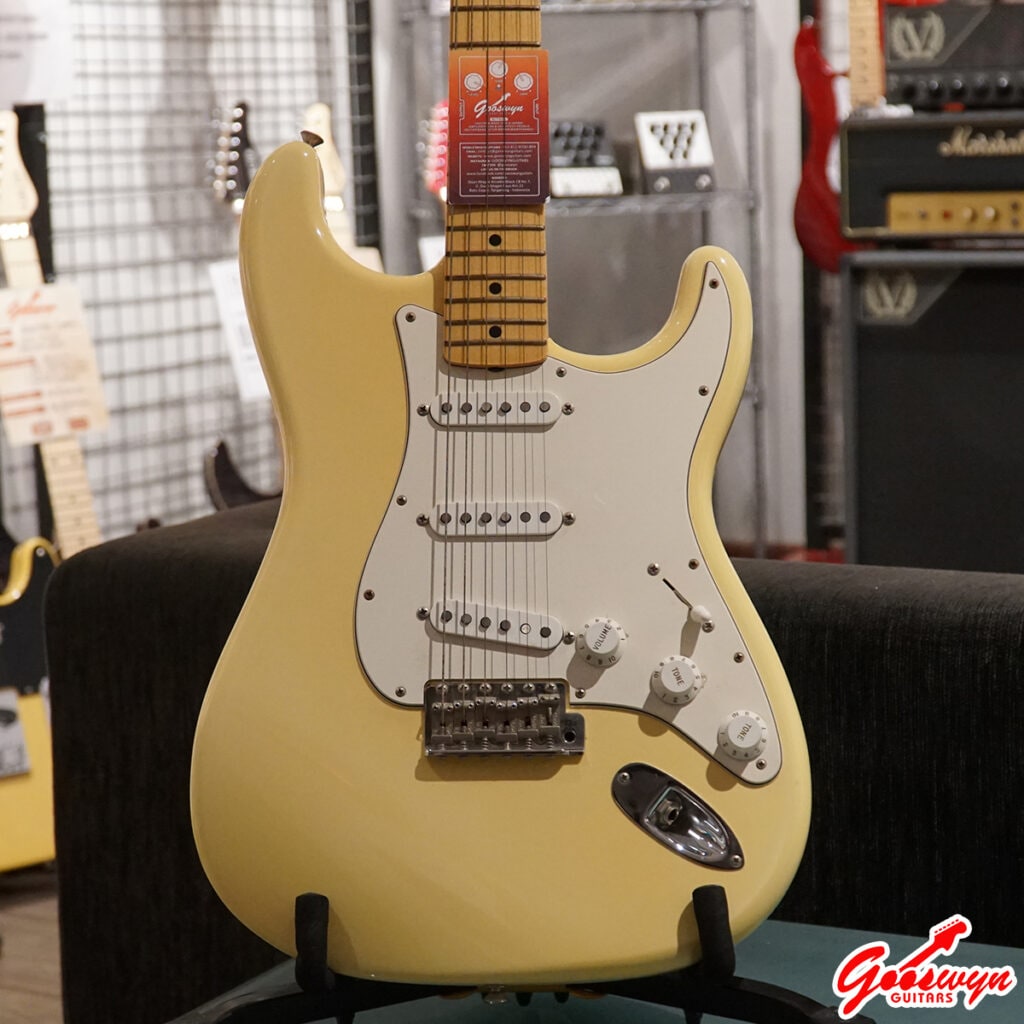Fender Custom Shop 1969 Stratocaster Reverse Headstock – Vintage White ...