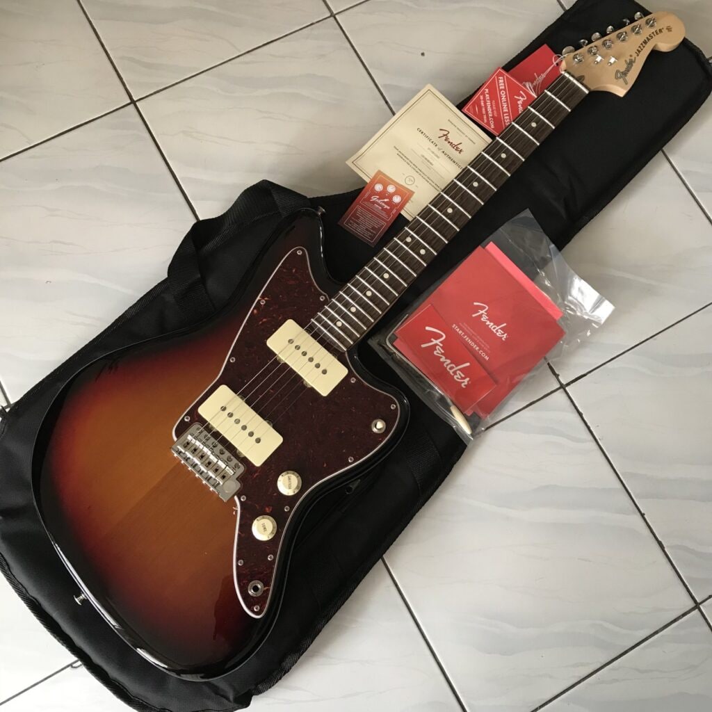 Fender American Performer Jazzmaster – 3 Color Sunburst – Gooswyn Guitar