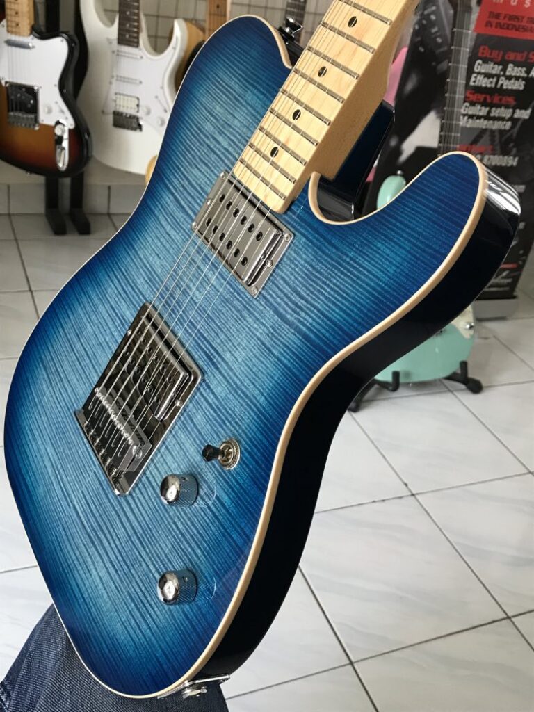 ** No Stock !! ** Schecter Usa Custom Shop Pt Custom Trans Sky Blue ...