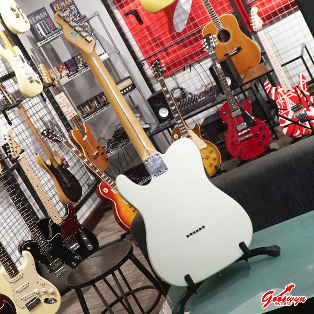 Fender American Standard Telecaster Inca Silver 1999 – Gooswyn Guitar