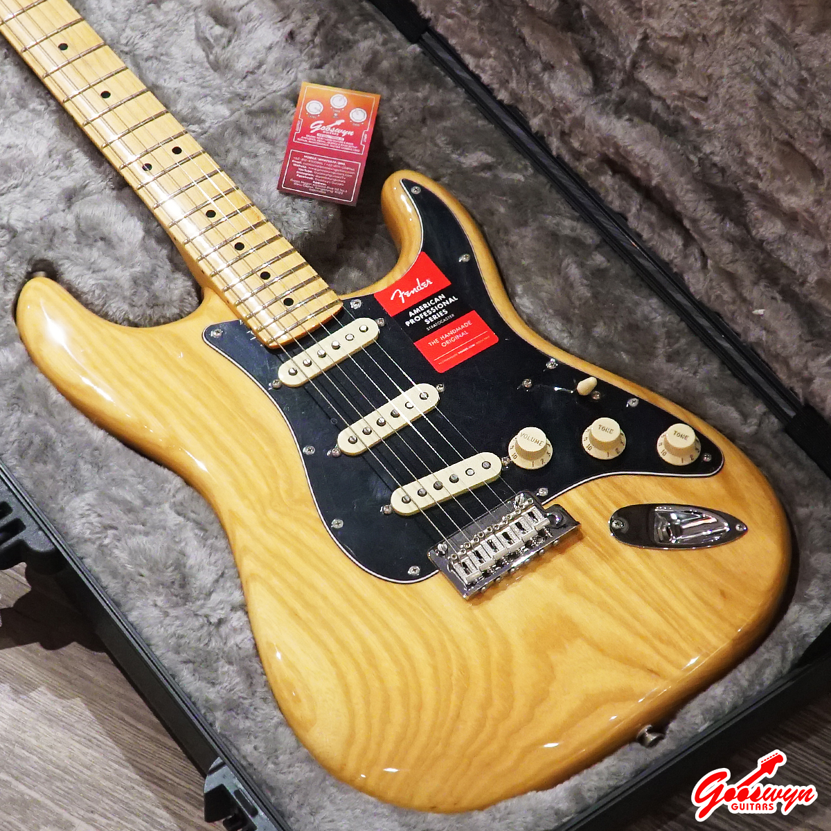 Fender American Professional Stratocaster Ash Natural 2017 – Gooswyn Guitar